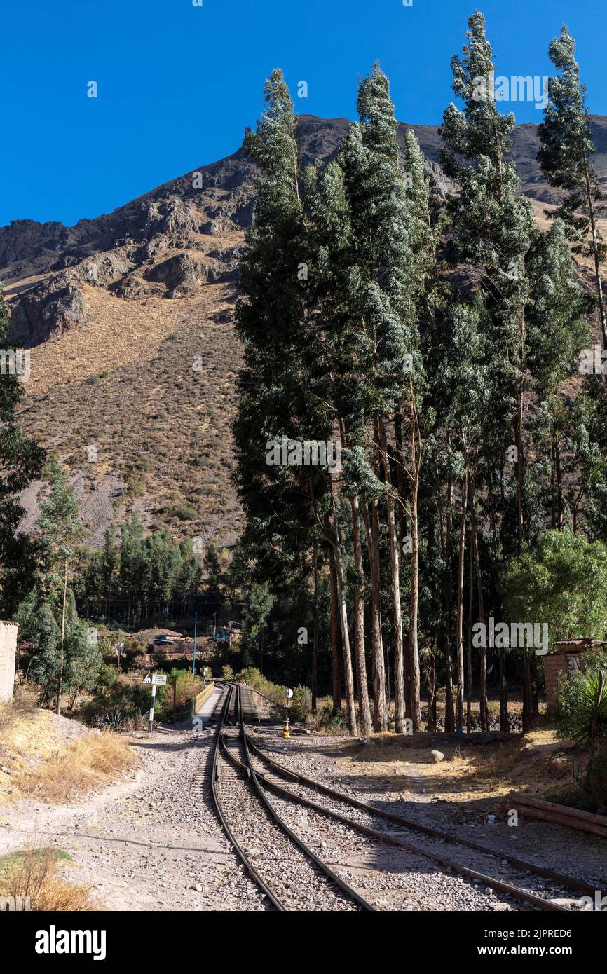Railway bridge, Cusco-Machu Picchu line, near Ancopacha, Peru Stock ...