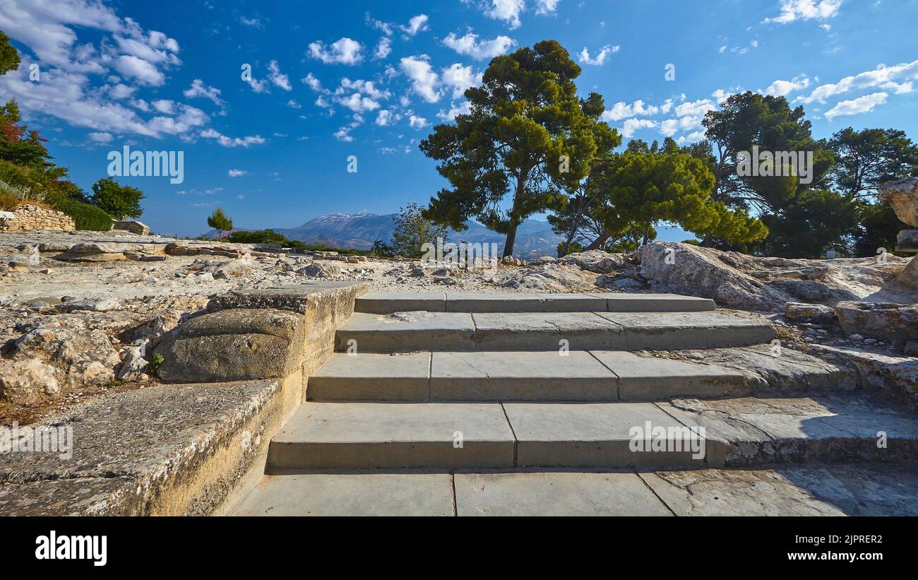 Morning light, blue sky, white clouds, stairs from below, trees, Ida ...