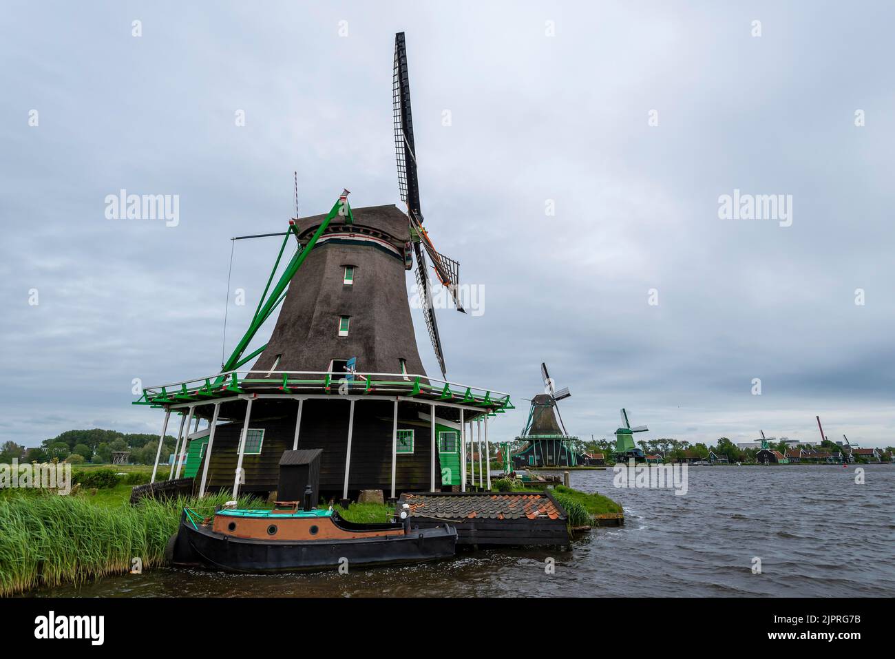 Historic Windmills, Zaanse Schan, Zaadam, Netherlands Stock Photo - Alamy