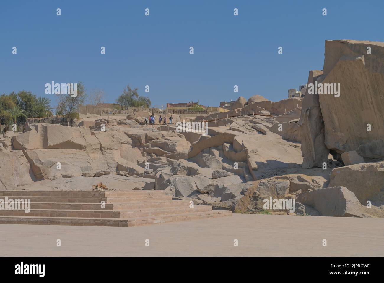 Rose granite quarry, Aswan, Egypt Stock Photo - Alamy