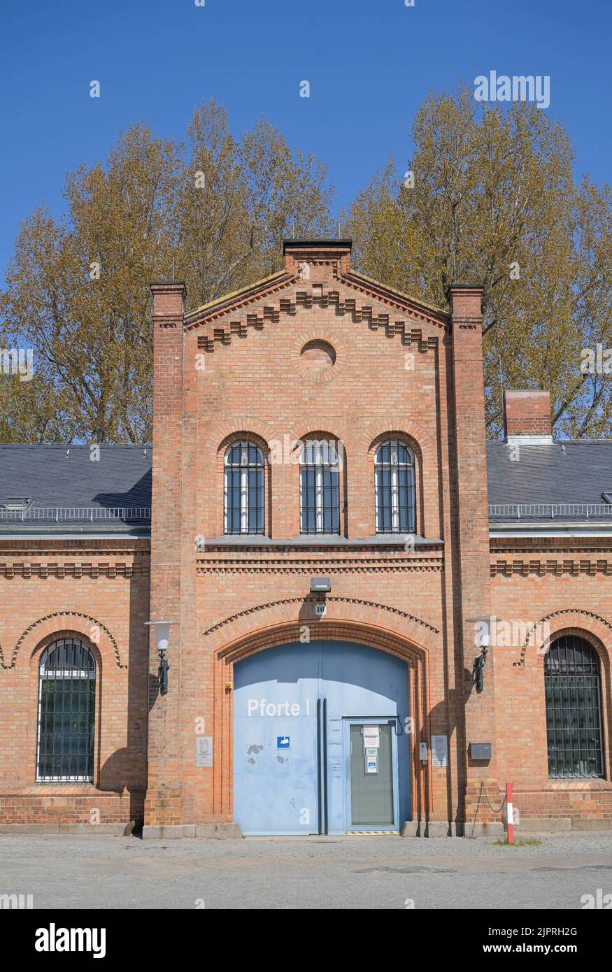 Gate 1, Ploetzensee Prison, Friedrich-Olbricht-Damm, Charlottenburg ...
