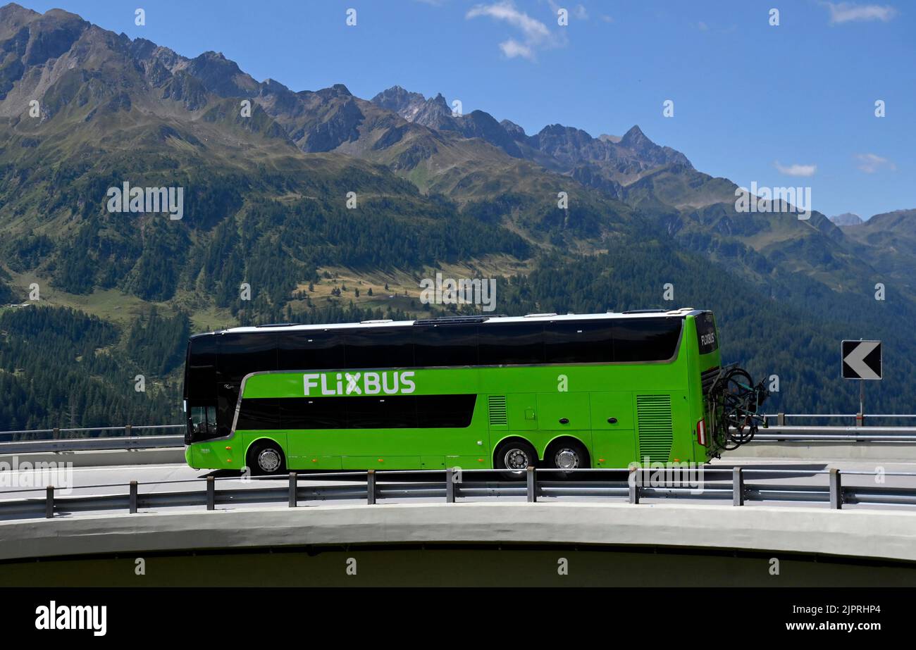 Pass road Flixbus, Gotthard Pass, Switzerland Stock Photo - Alamy