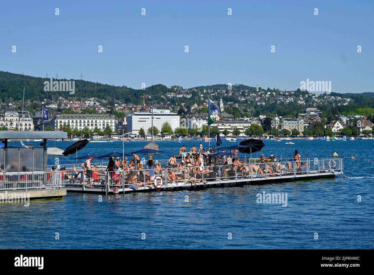 Zurich seaside hi-res stock photography and images - Alamy