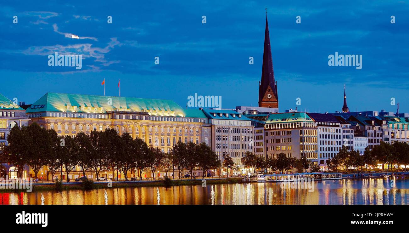 Inner Alster Lake with Ballin House and the main church St. Petri in ...