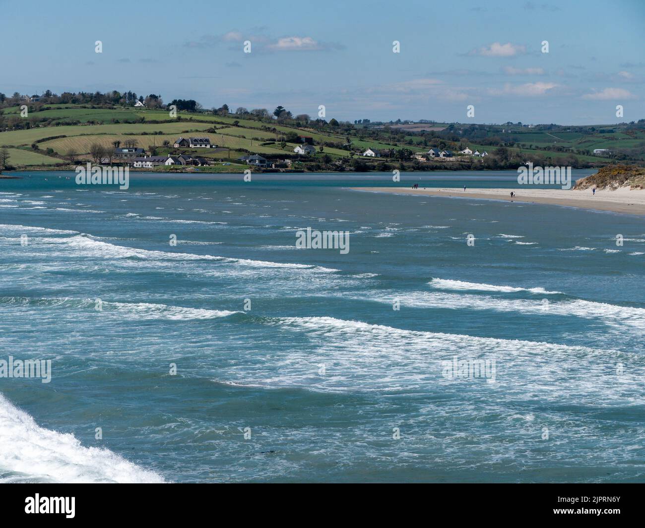 Picturesque Bay. Beautiful nature of southern Ireland. Blue waters of ...