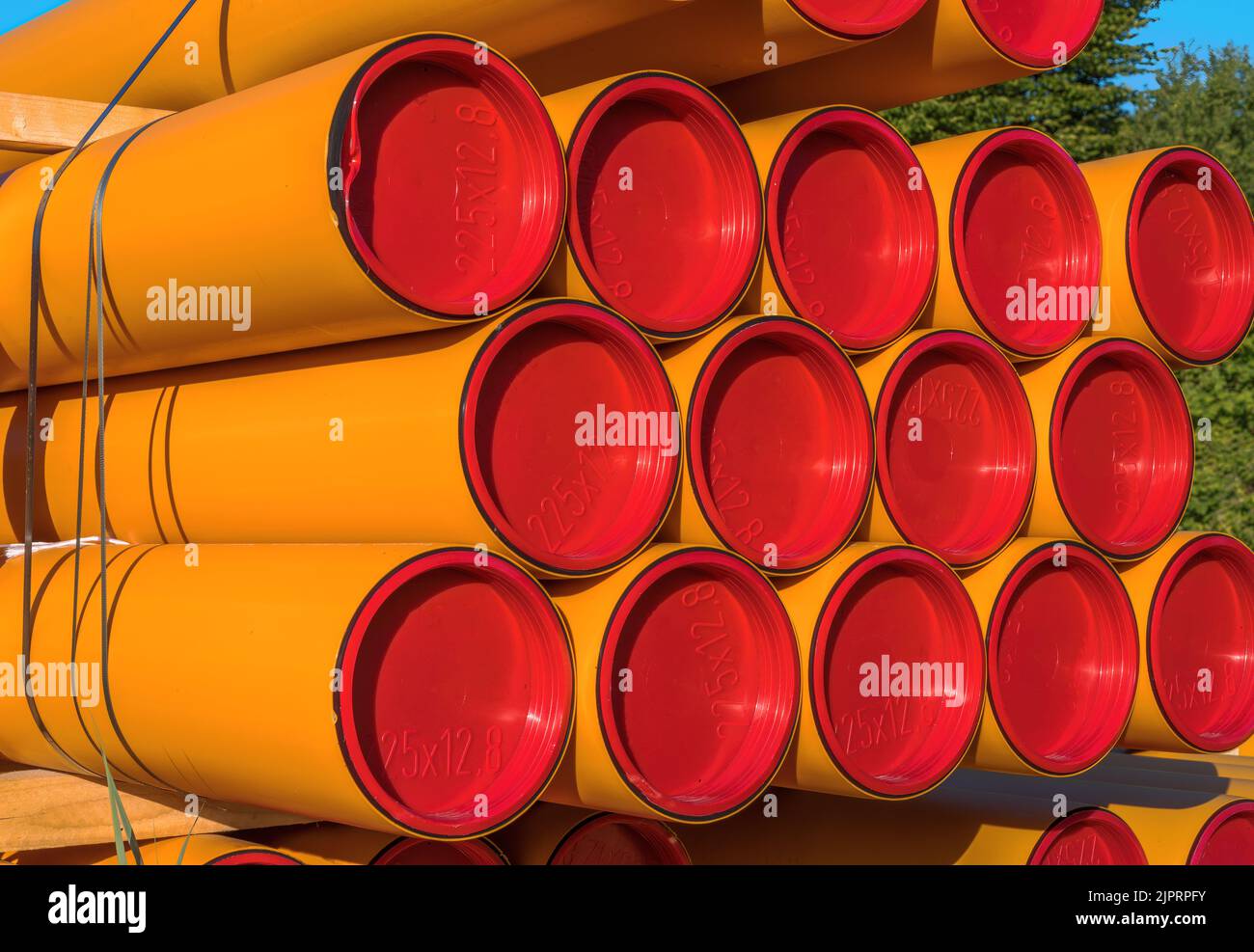 Tube stack hi-res stock photography and images - Alamy