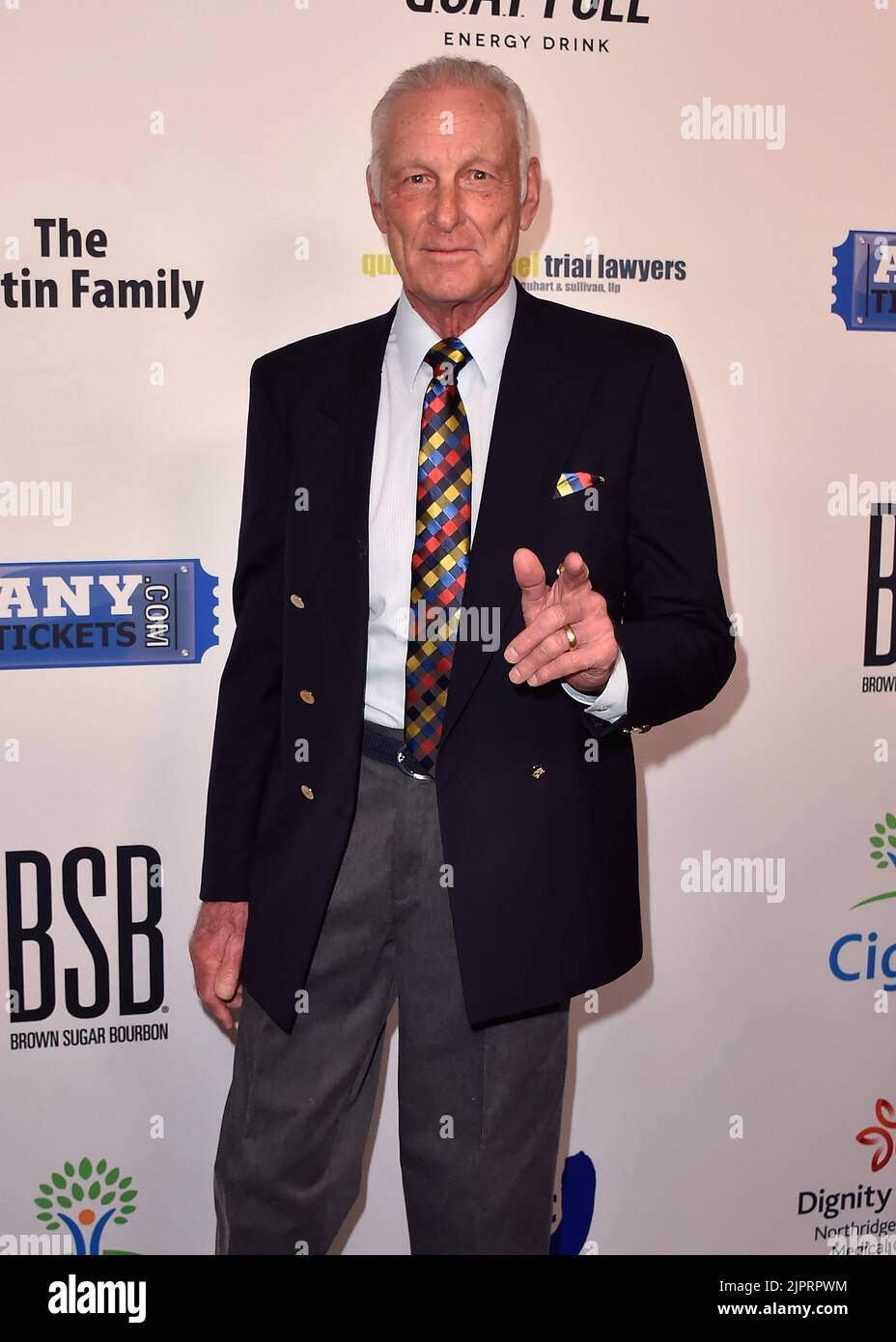 Rick Barry walking the red carpet at the Harold and Carole Pump ...