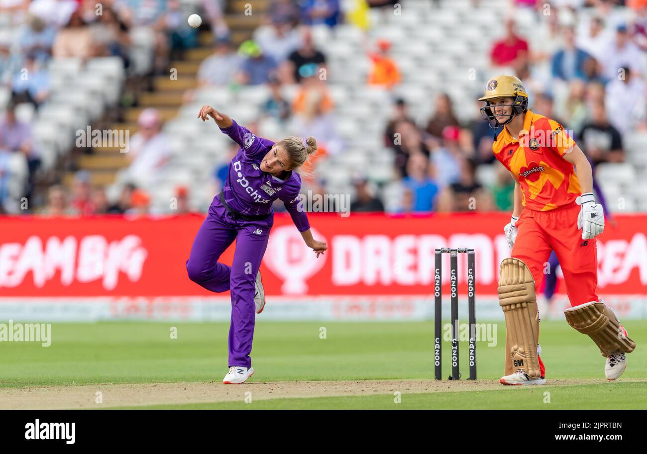 Lucy Higham bowling for the Northern Superchargers in The Hundred ...