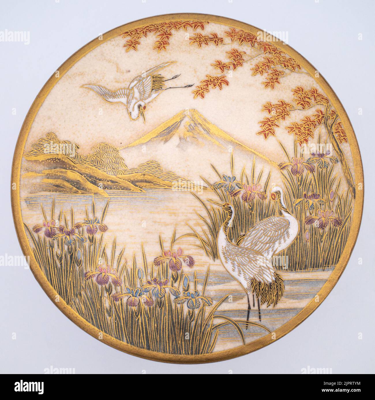 Fine Antique Japanese Satsuma Tripod Box and Cover by Kitamura Yaichiro ...