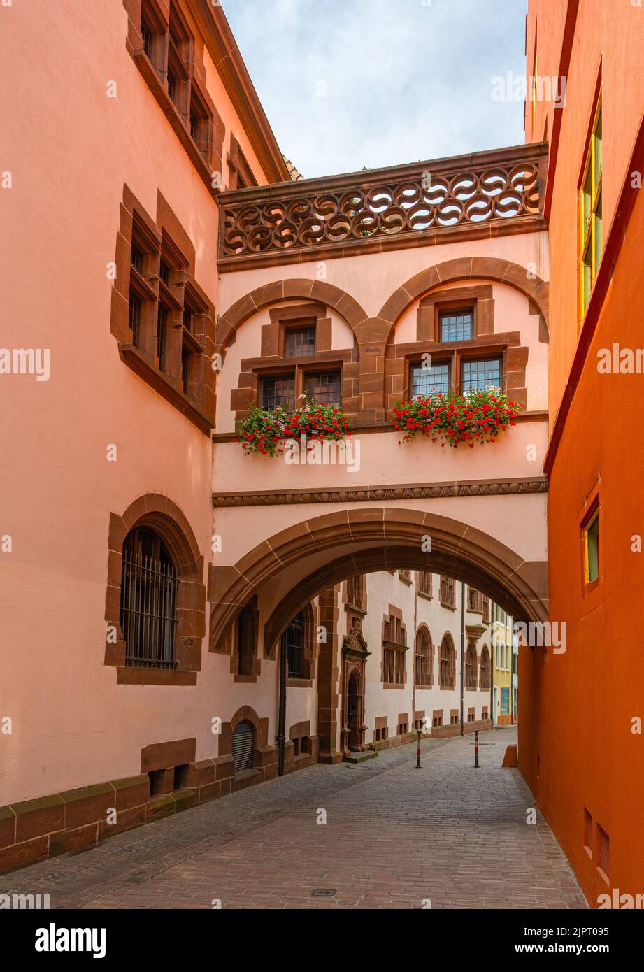 Freiburgs building structure hi-res stock photography and images - Alamy