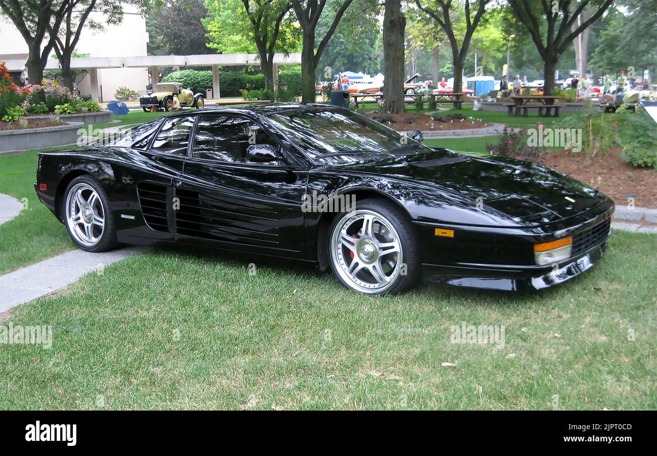 Side view of ferrari hi-res stock photography and images - Alamy