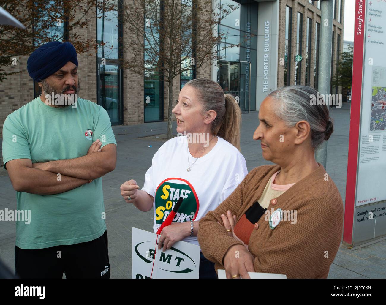 Labour mp's picket line hi-res stock photography and images - Alamy