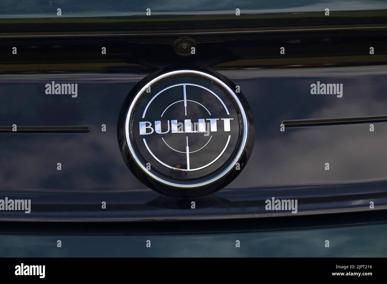 Ford mustang badge hi-res stock photography and images - Alamy