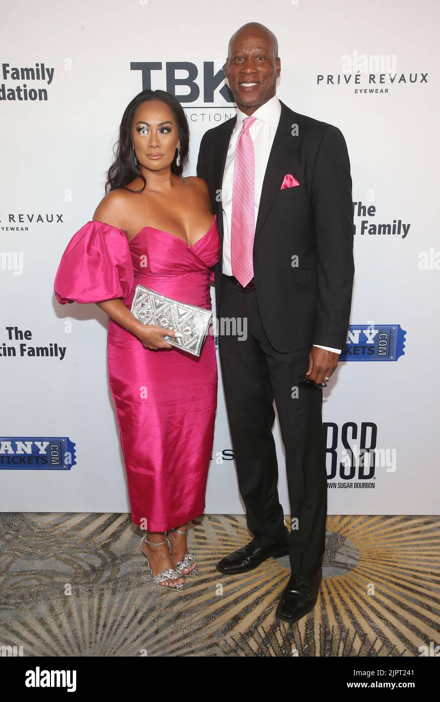19 August 2022 - Beverly Hills, California - Byron Scott, Cecilia ...