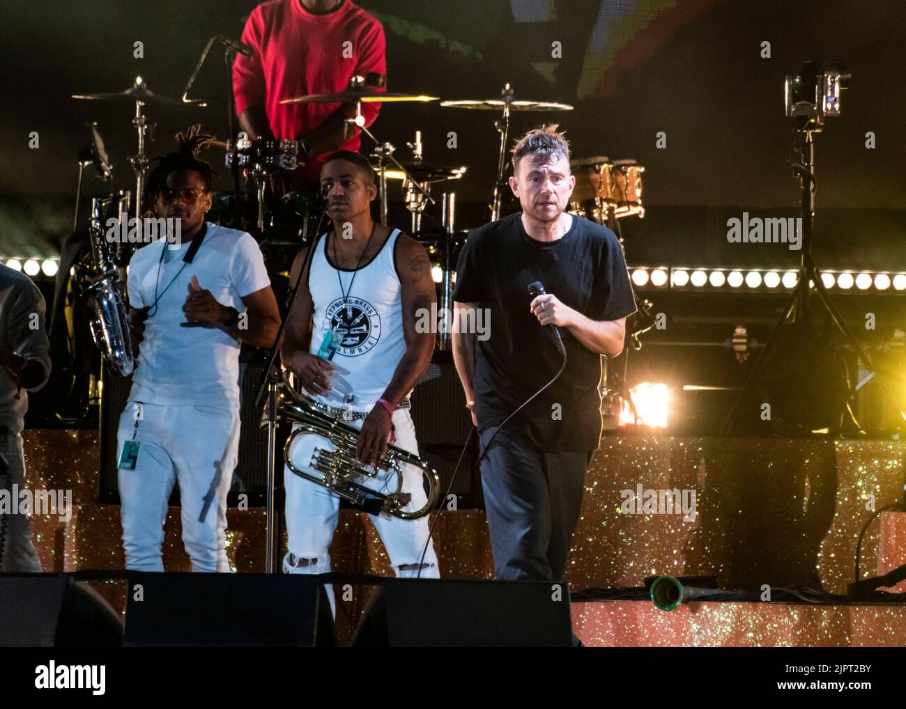 Perforrmance hi-res stock photography and images - Alamy