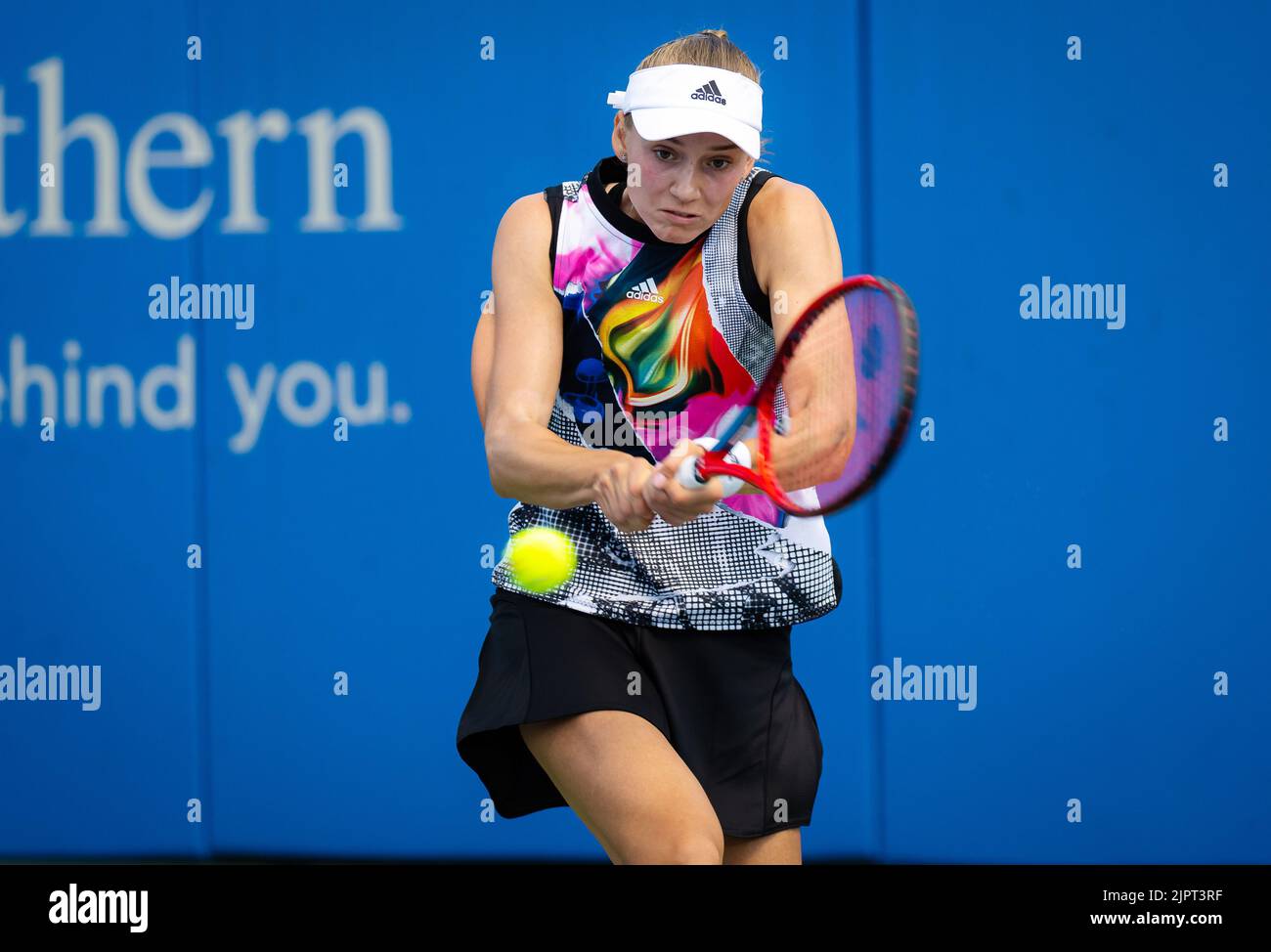 Elena rybakina 2022 cincinnati hi-res stock photography and images - Alamy