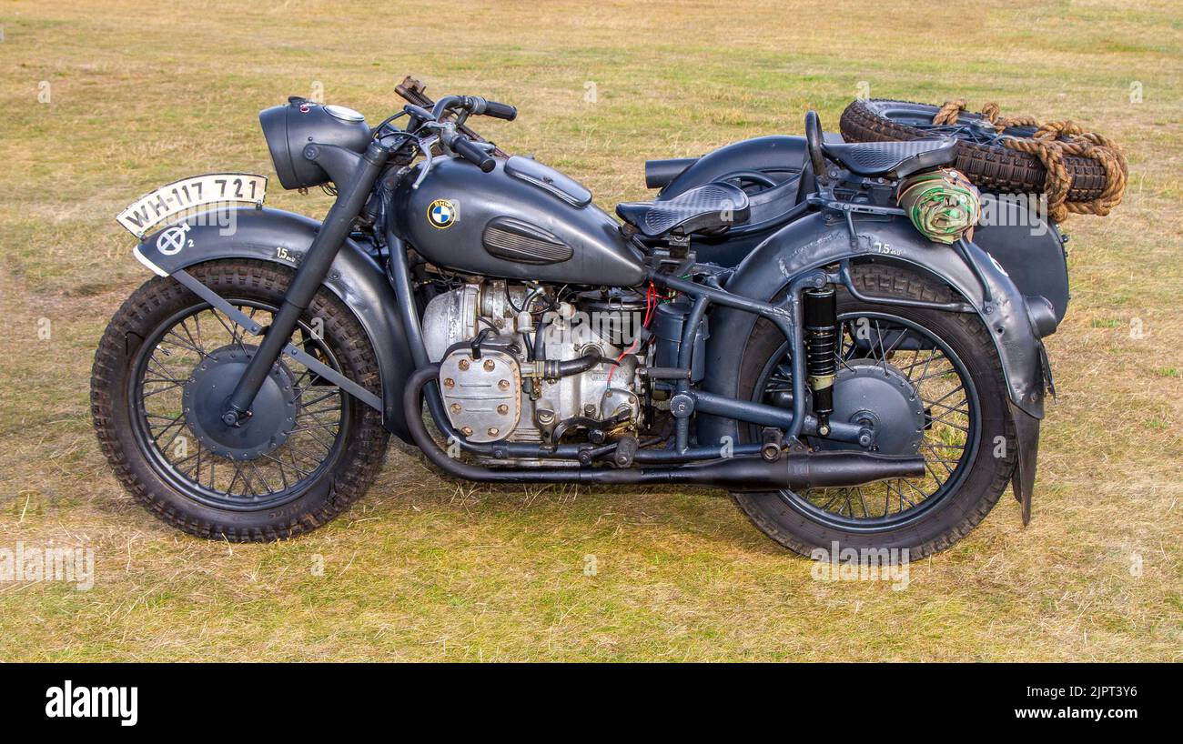 World war ii themed motorcycle hi-res stock photography and images - Alamy