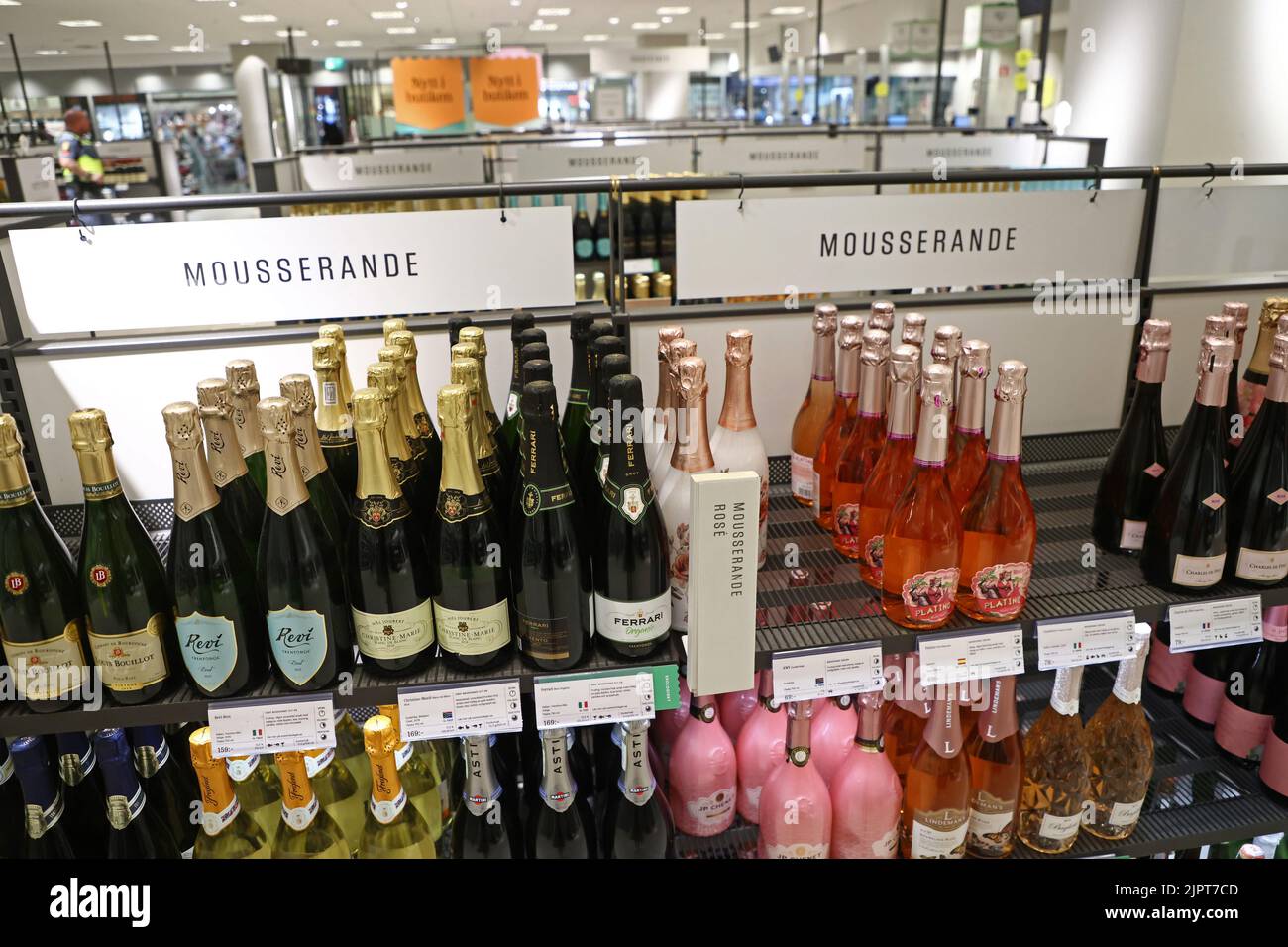 Systembolaget signs hi-res stock photography and images - Alamy