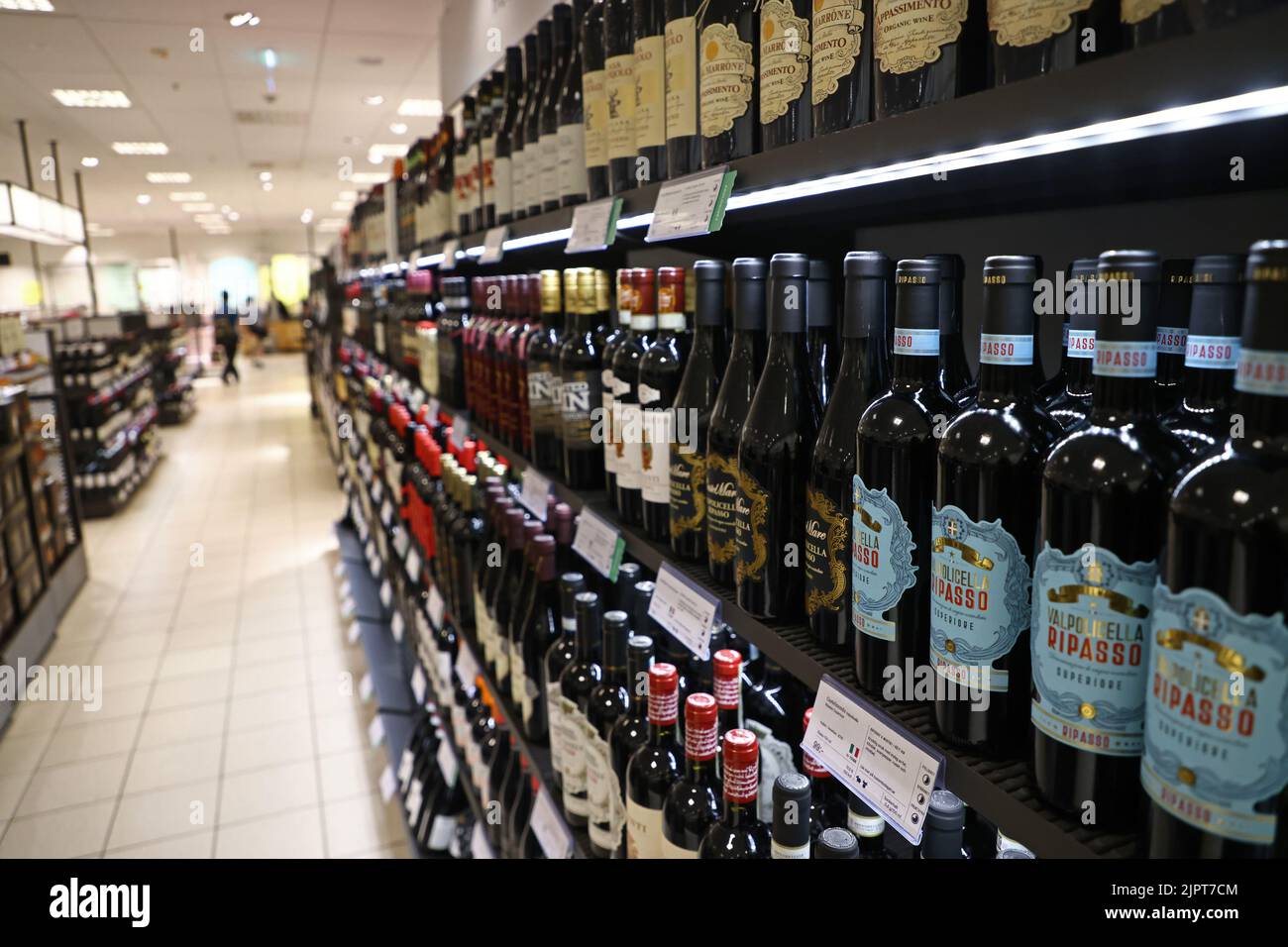 Systembolaget emblem hi-res stock photography and images - Alamy