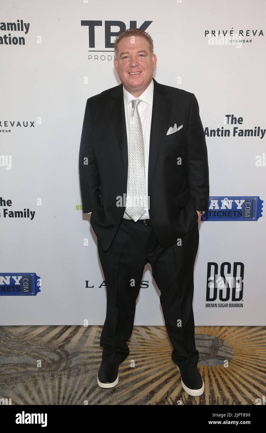 Beverly Hills, Ca. 19th Aug, 2022. Dana Pump, at the 2022 Harold and ...