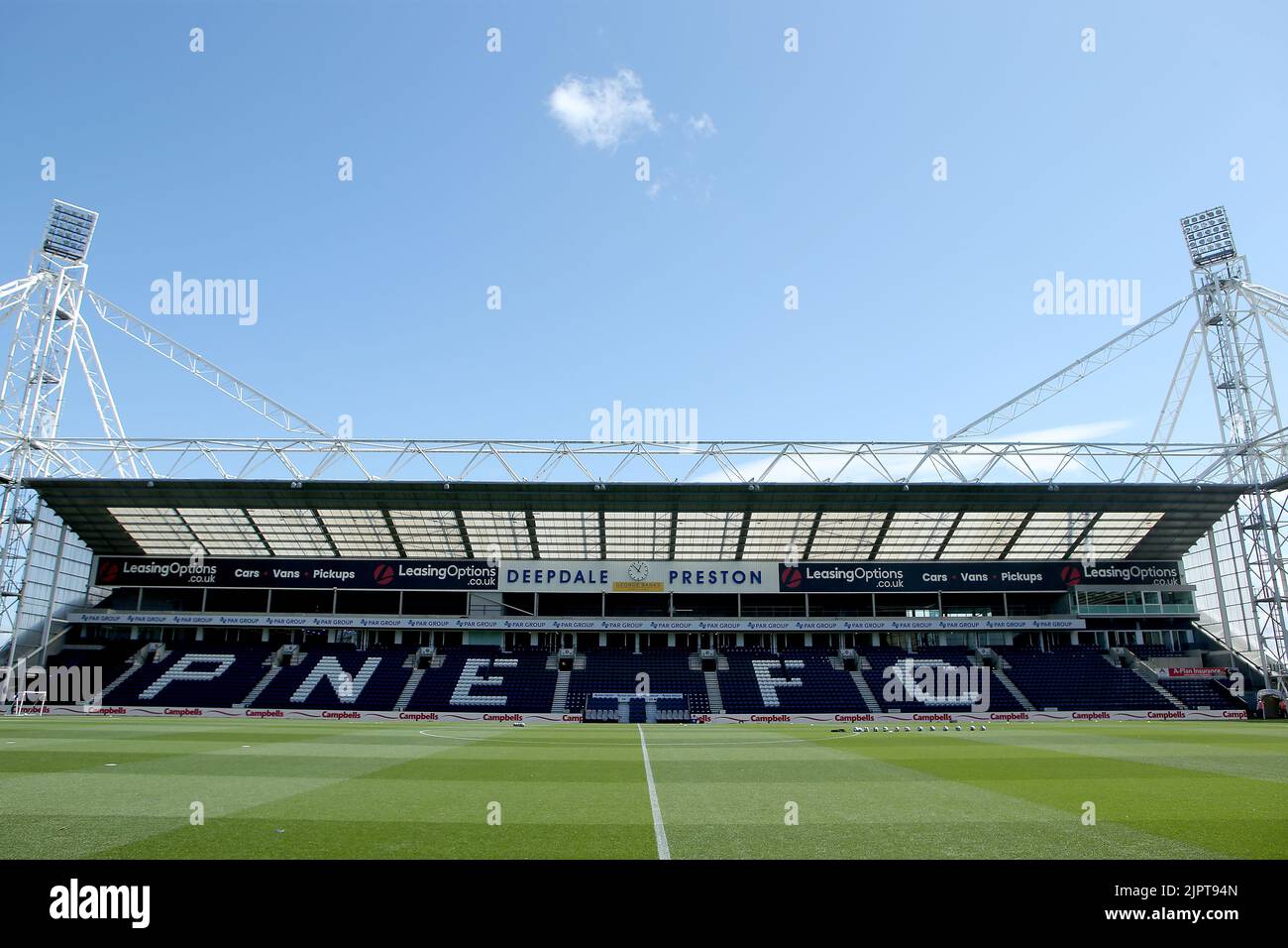 Deepdale stadium view inside hi-res stock photography and images - Alamy