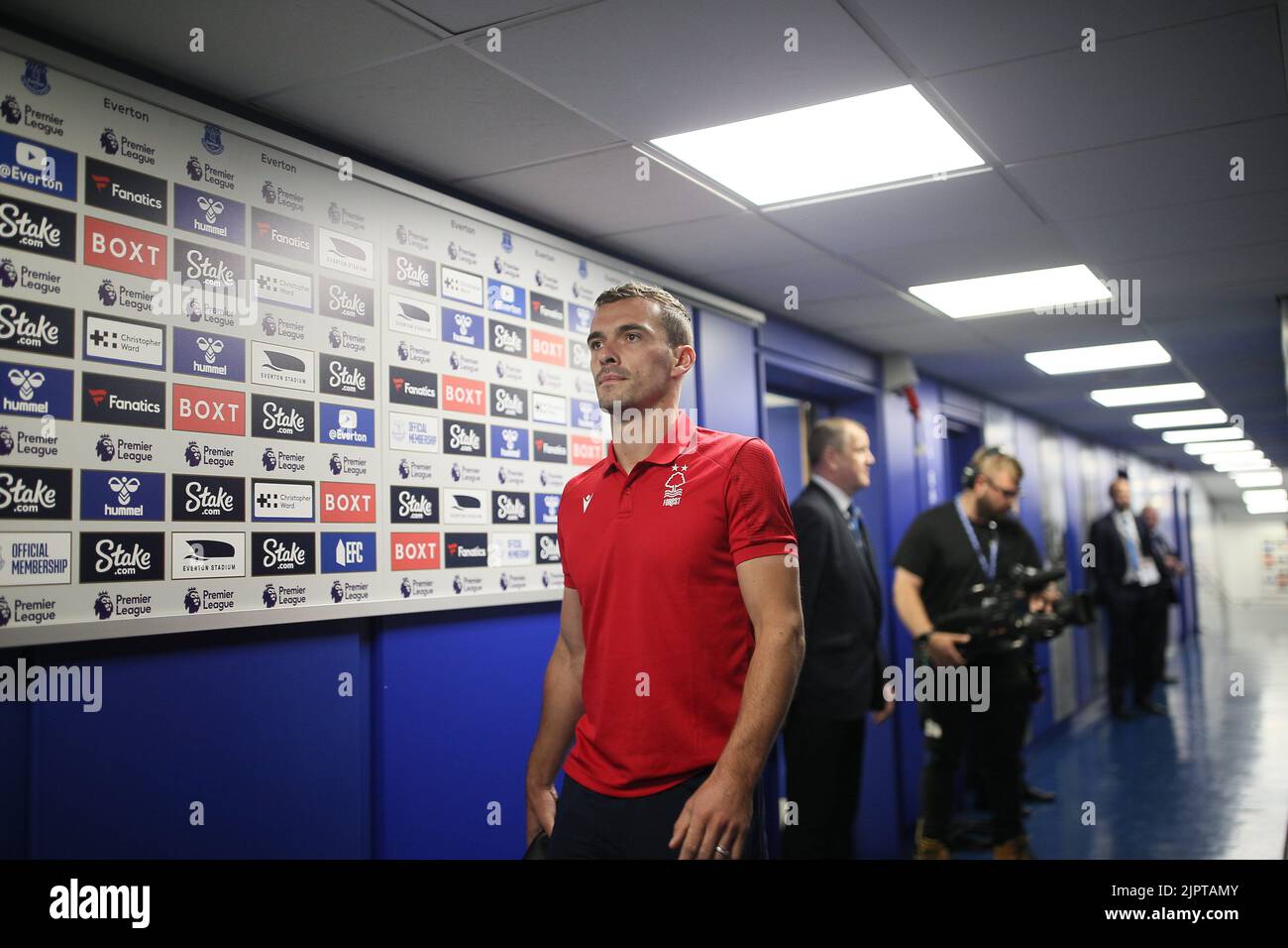 Harry Toffolo of Nottingham Forest arrives at Goodison Park for their ...