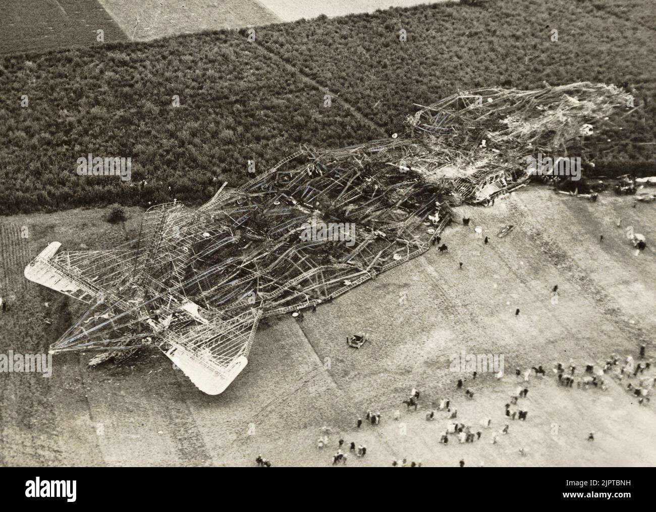 R101 hi-res stock photography and images - Alamy