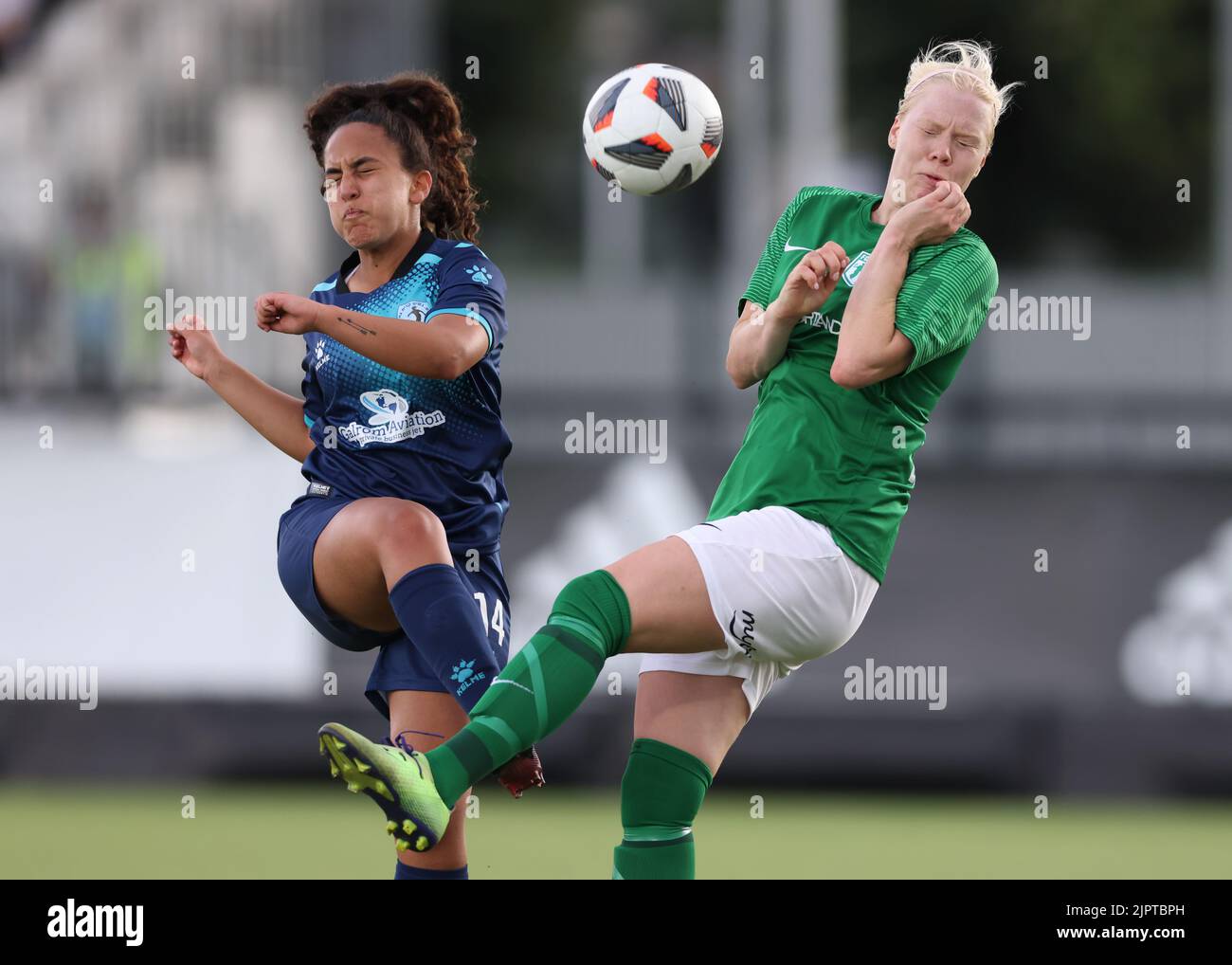 Tallina fc flora v kiryat gat wfc hi-res stock photography and images ...