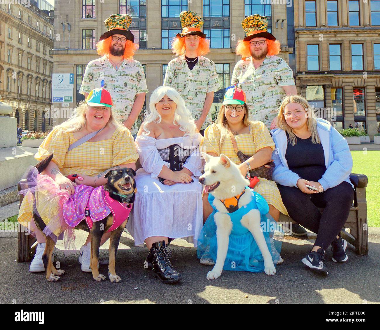 Alice hunt hi-res stock photography and images - Alamy