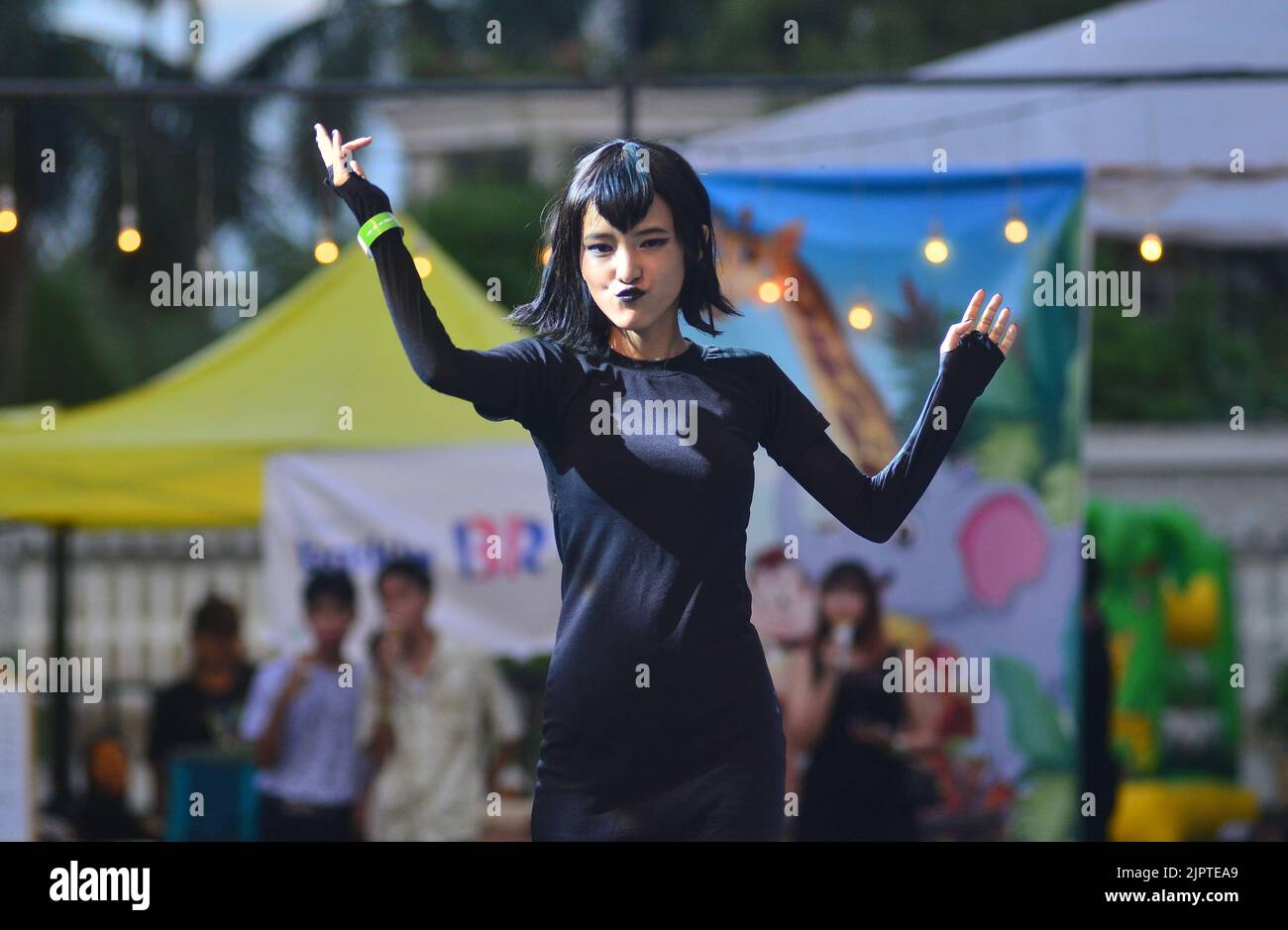 India cosplay hi-res stock photography and images - Alamy