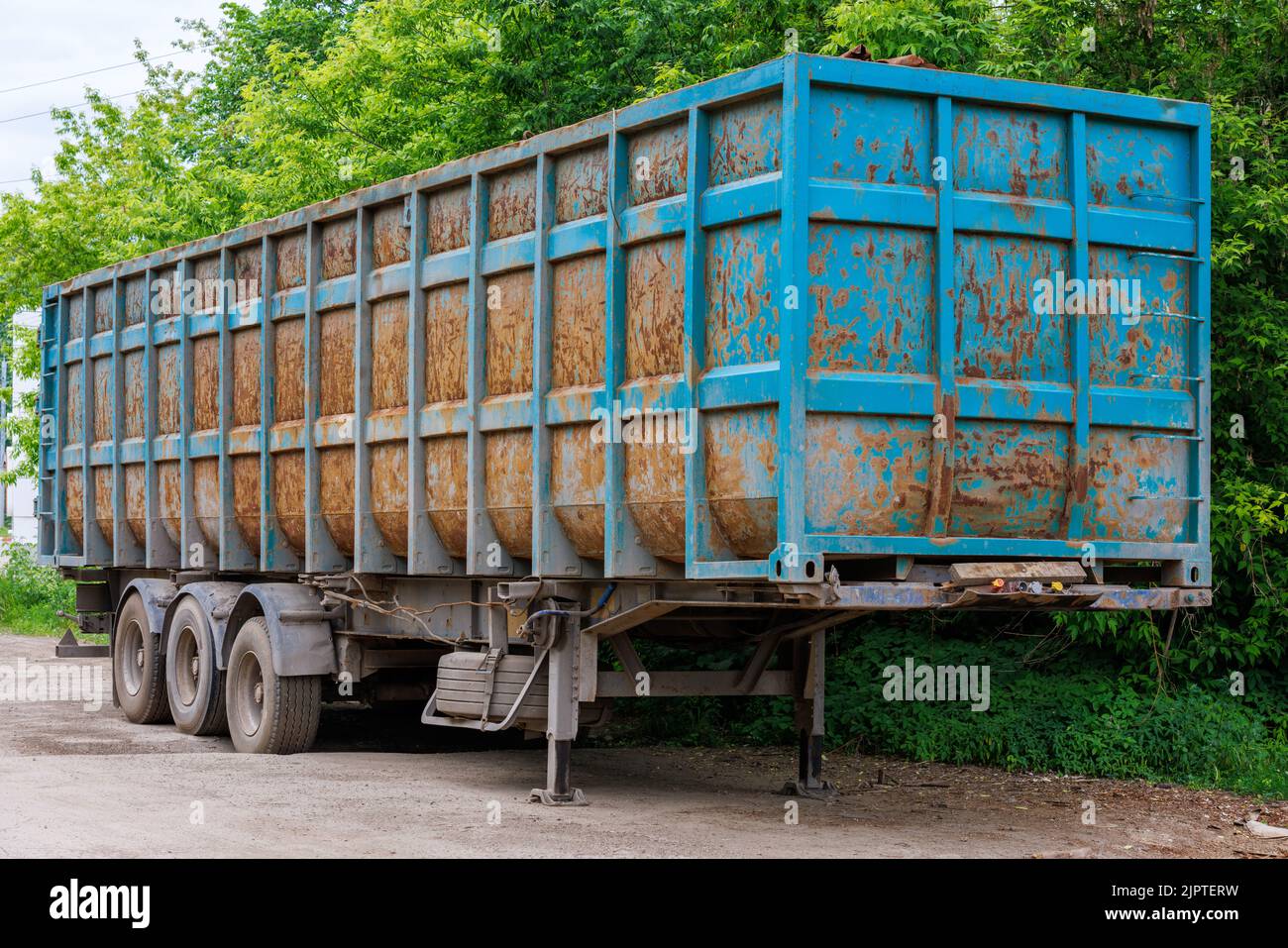 detached rusted trailer for scrap metal, reinforced Stock Photo - Alamy