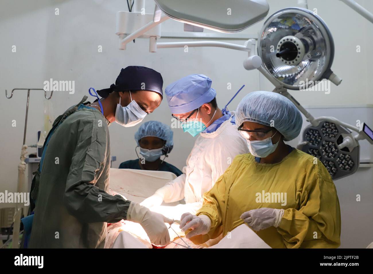 Hospital in addis ababa hi-res stock photography and images - Alamy
