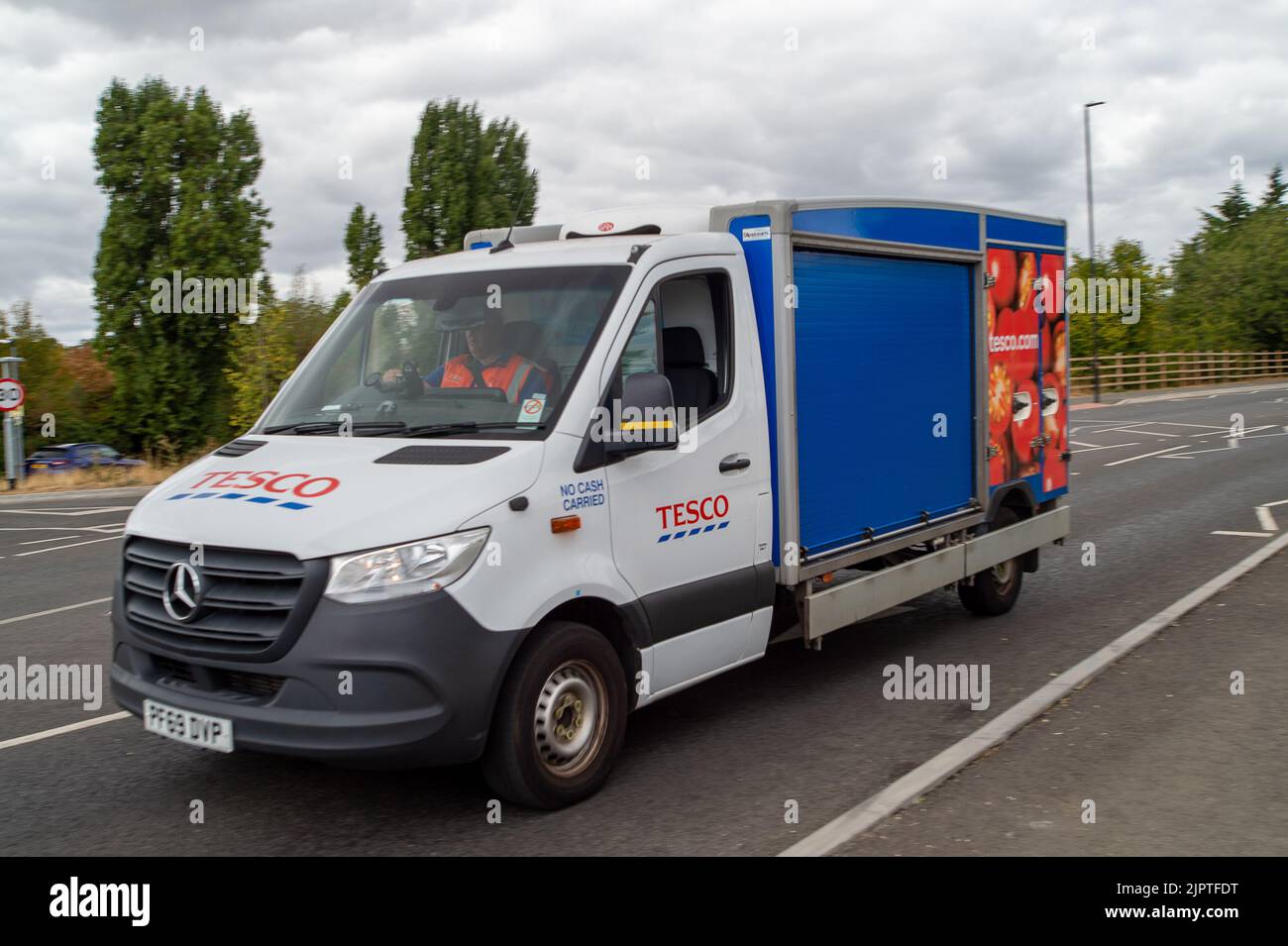 Datchet, Berkshire, UK. 20th August, 2022. A Tesco delivery van out on ...