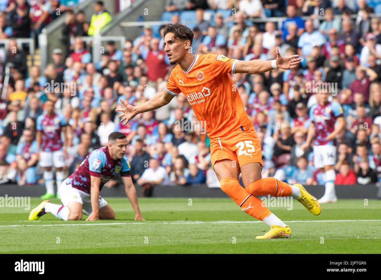 Theo Corbeanu #25 of Blackpool celebrates his goal to make it 2-1 Stock ...