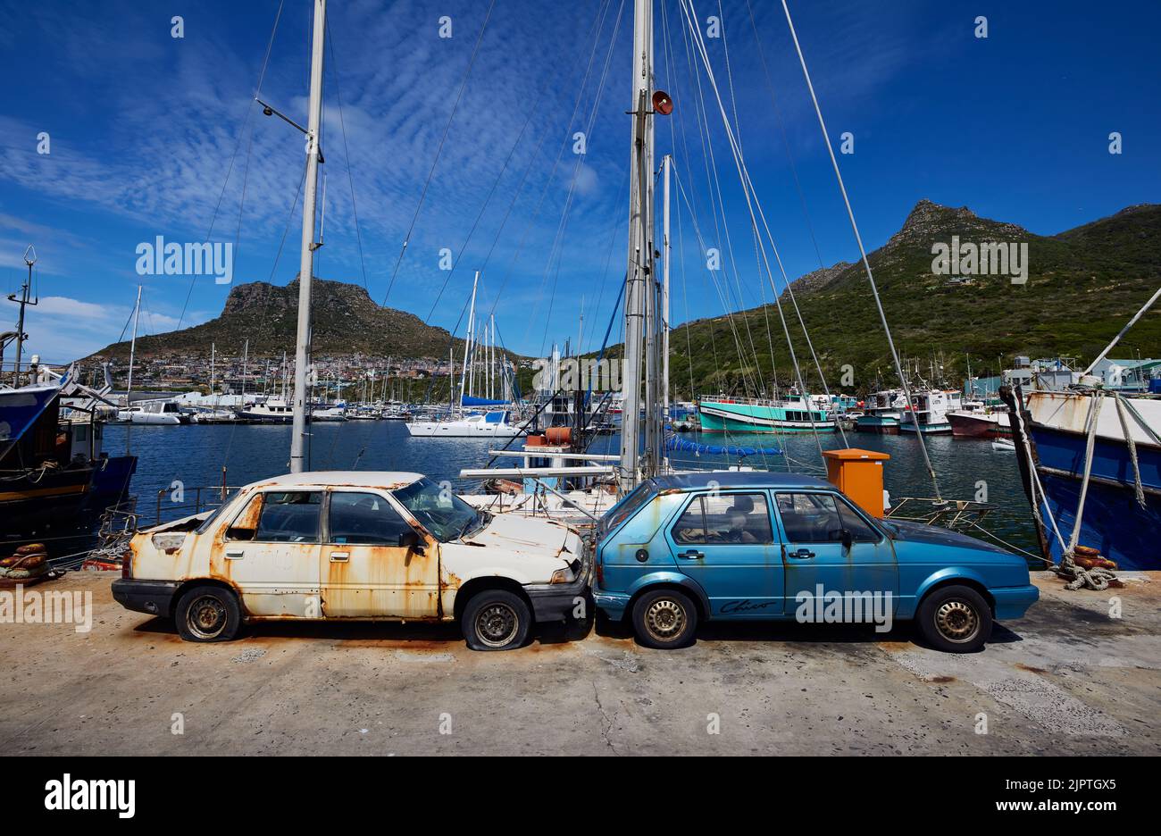 South africa harbour ships cars hi-res stock photography and images - Alamy