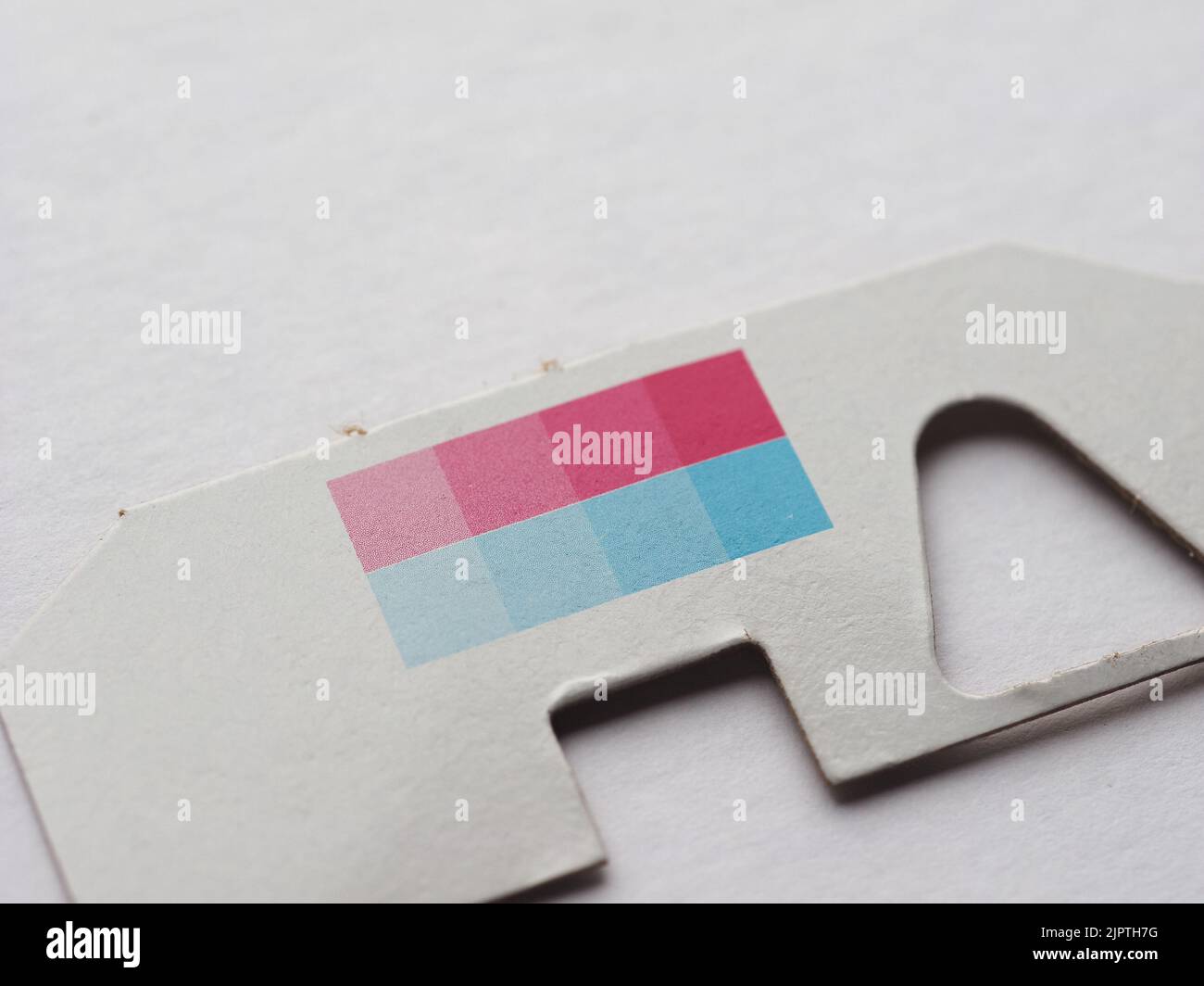 Colour bars printed outside the trim area for density quality control ...