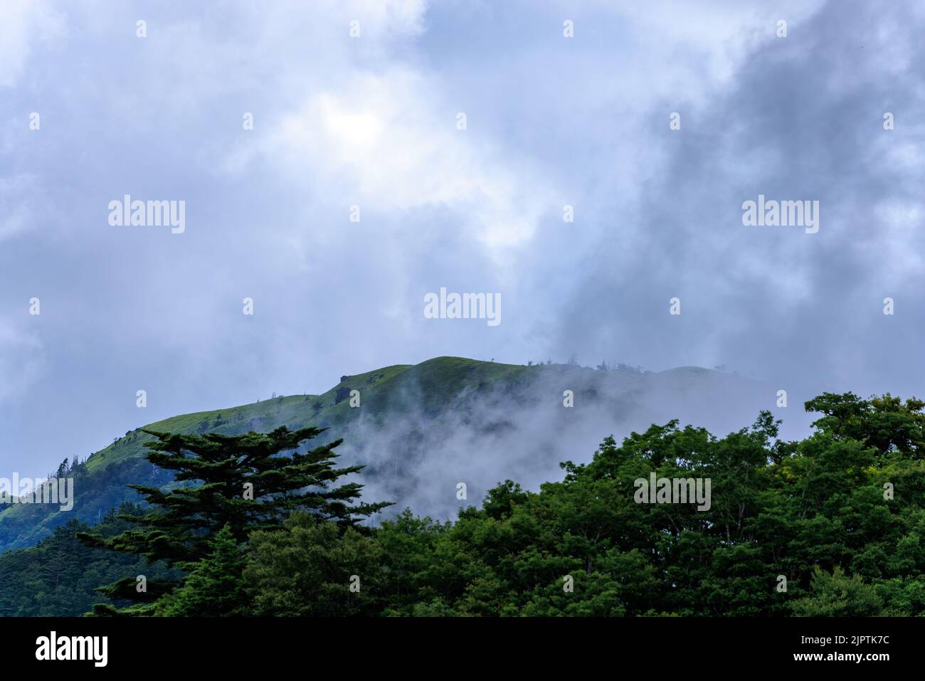 Fog descends hi-res stock photography and images - Alamy