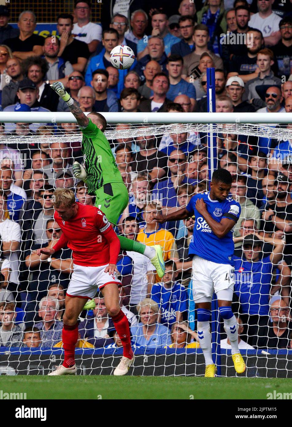 Jordan pickford liverpool august 2022 hi-res stock photography and ...