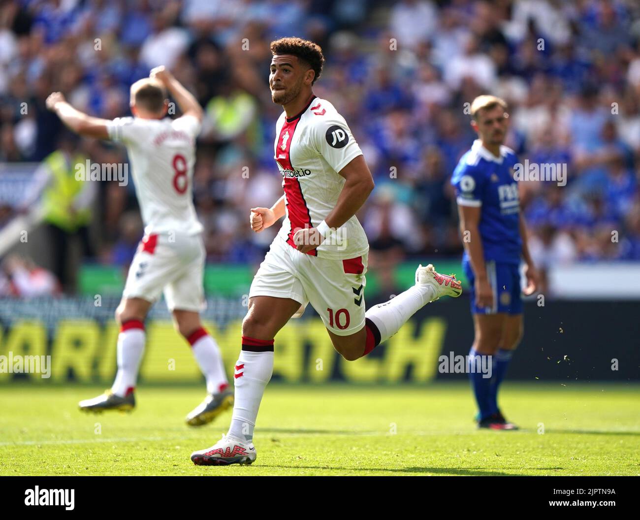 Southampton's Che Adams celebrates scoring their side's first goal of ...