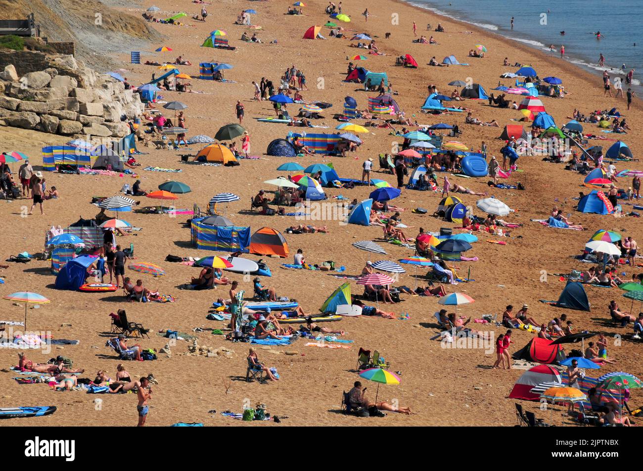 Hive Beach, Burton Bradstock during August 2022 heatwave Stock Photo ...