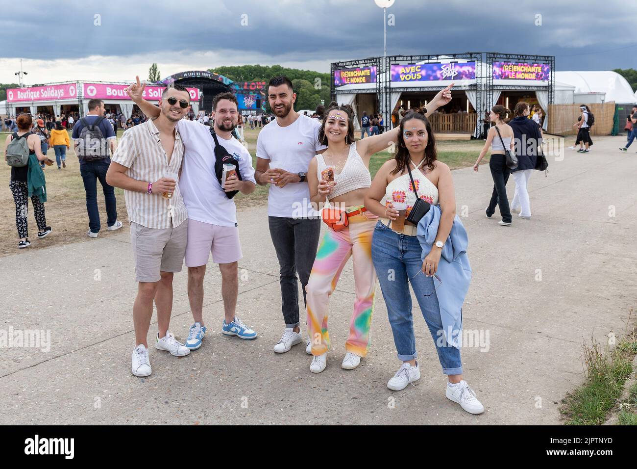 (C) Denis TRASFI / MAXPPP - à l' hyppodrome de Longchamps de Paris le ...