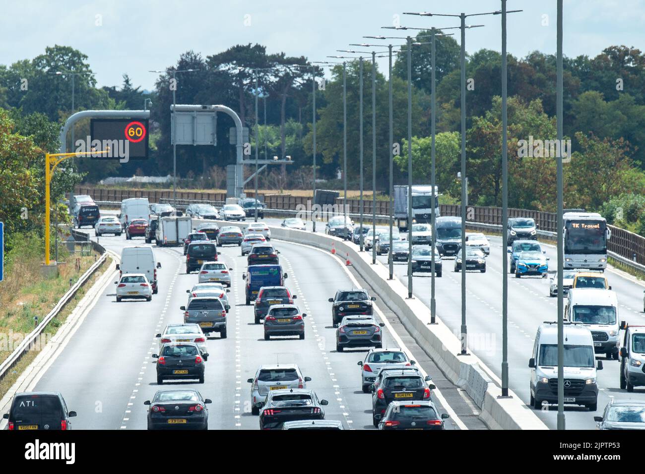 Slough Berkshire Uk 20th August 2022 A New Variable Speed Limit Of