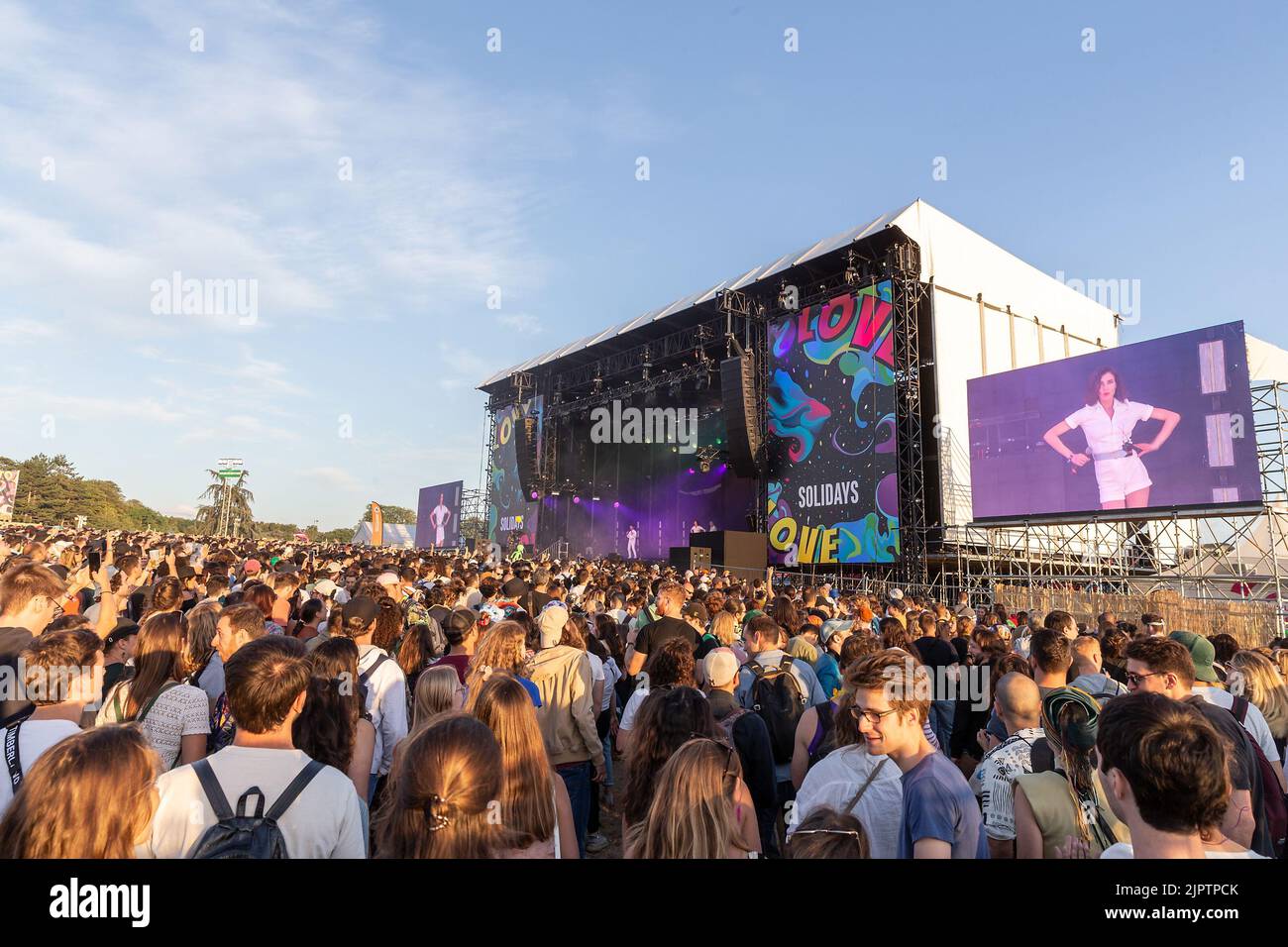 (C) Denis TRASFI / MAXPPP - à l' hyppodrome de Longchamps de Paris le ...