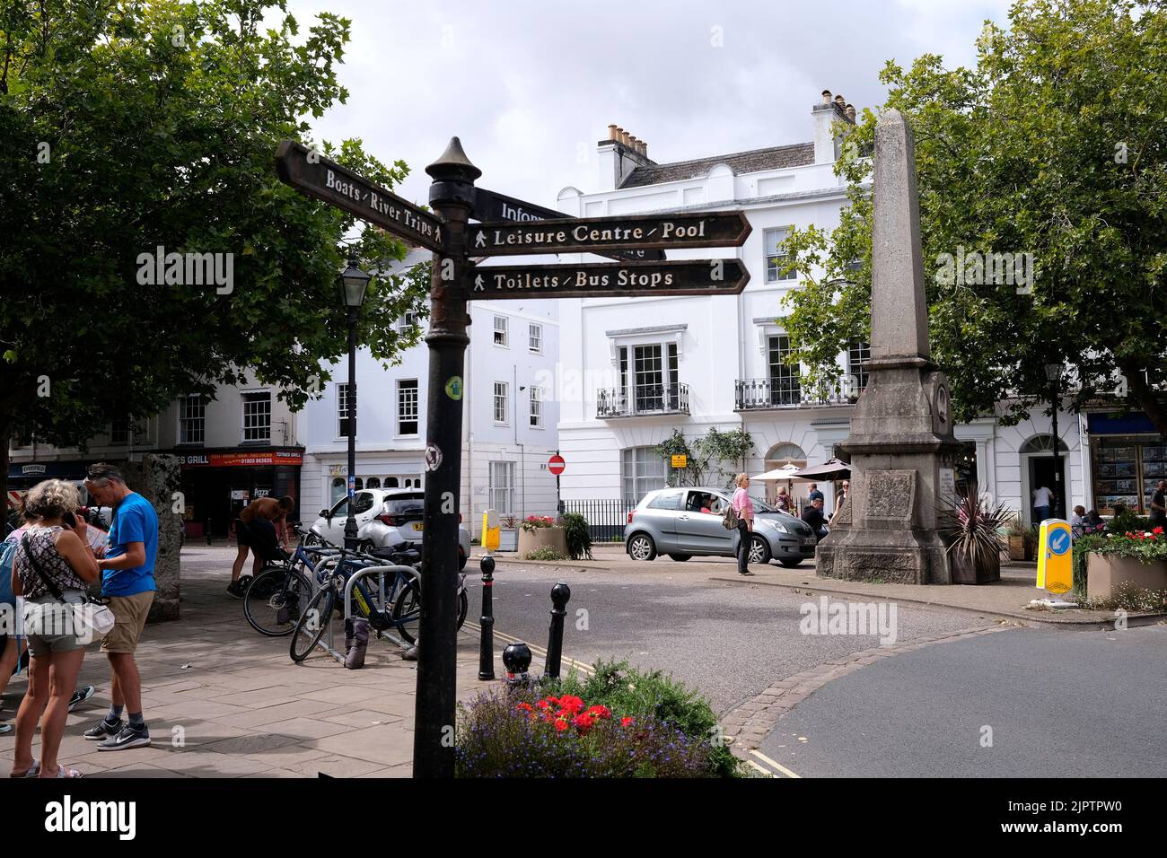 market town of totnes in south devon,uk august 2022 Stock Photo - Alamy