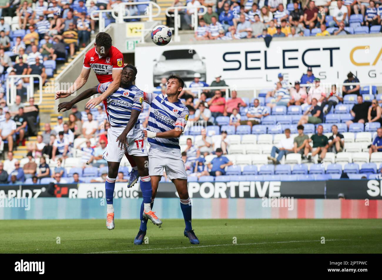 Jonathan Howson #16 of Middlesbrough heads toward goal Stock Photo - Alamy