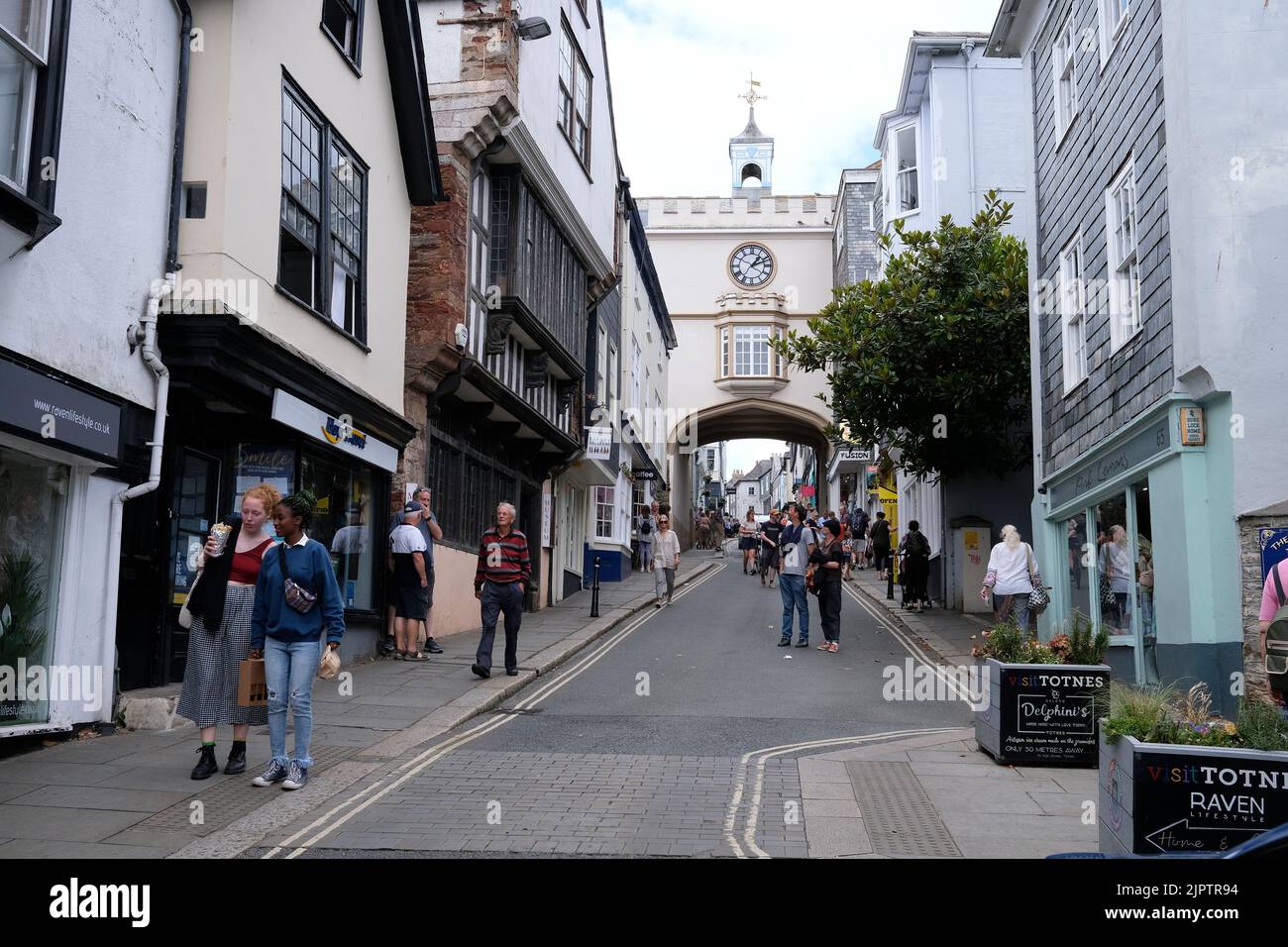 market town of totnes in south devon,uk august 2022 Stock Photo - Alamy