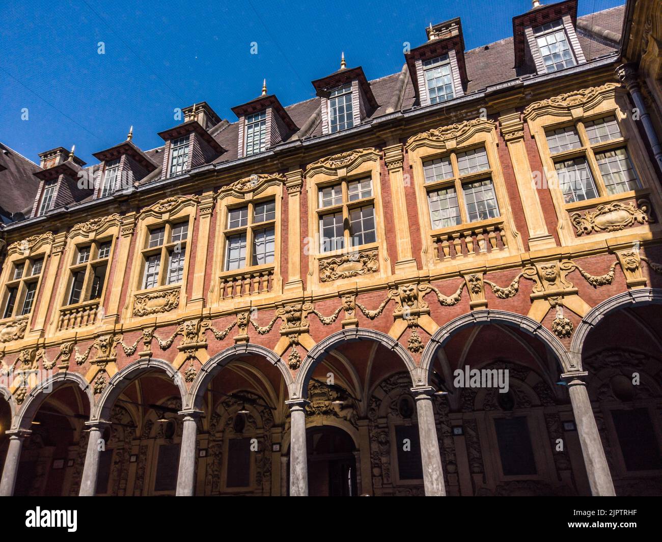 Bourse patrimoine architecture hi-res stock photography and images - Alamy