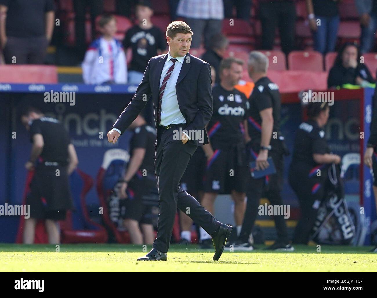 Steven gerrard aston villa august 2022 hi-res stock photography and ...