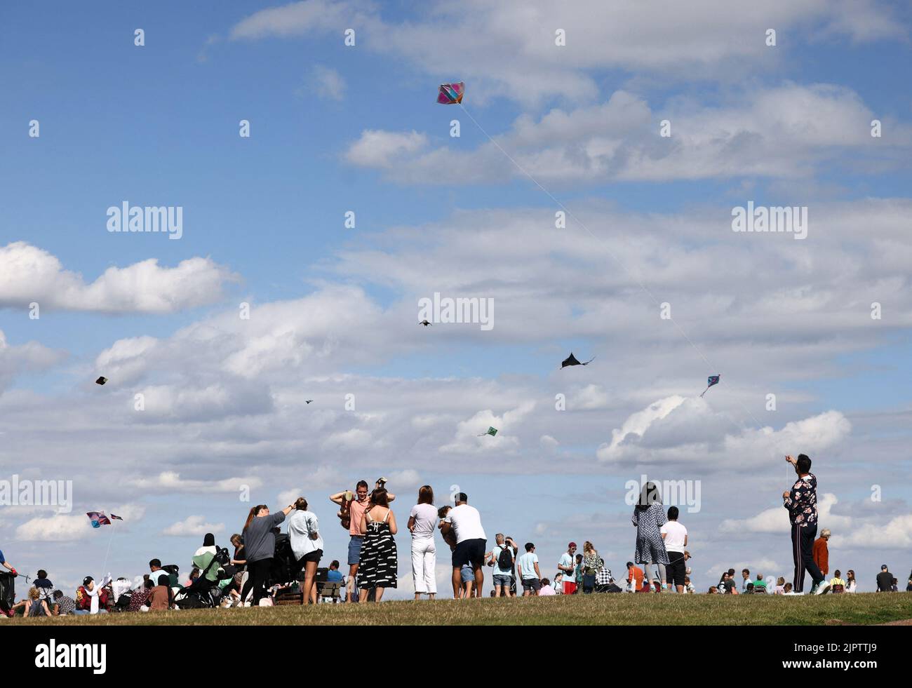 2022 kite festival hi-res stock photography and images - Alamy