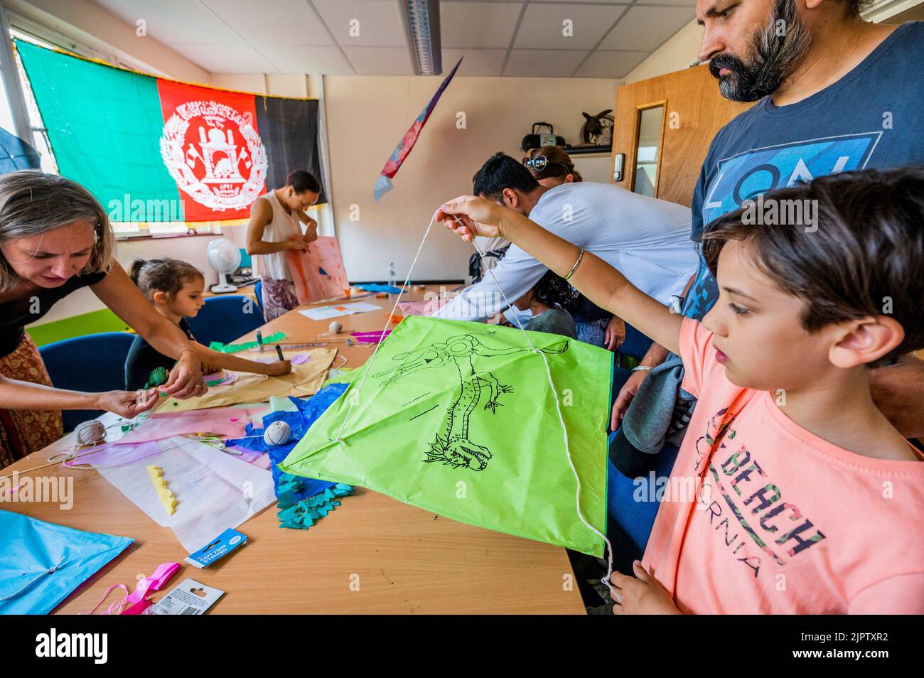 London, UK. 20th Aug, 2022. Traditional kite making classes - Fly With ...